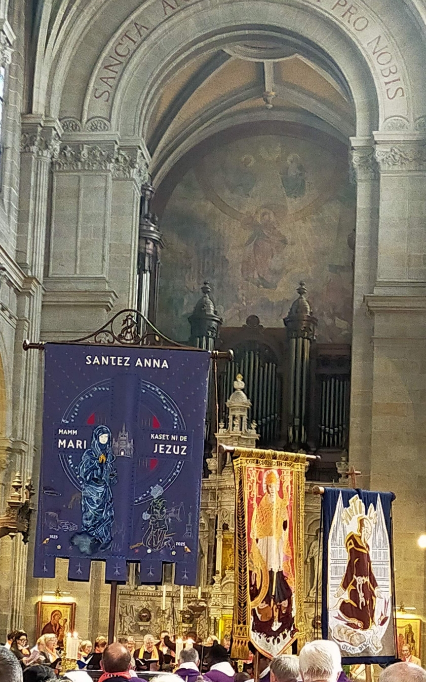 Un devezh kaer e Santez-Anna Wened - Le Diocèse de Quimper et Léon